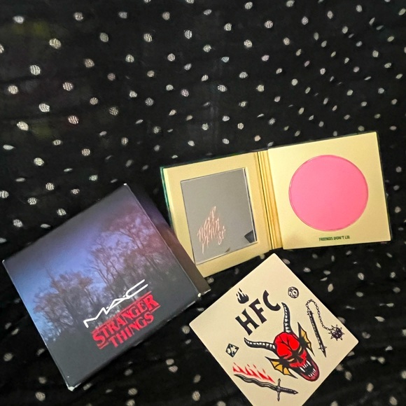 MAC Cosmetics | Makeup | Mac Stranger Things Ltd Edition Barbie Pink ...